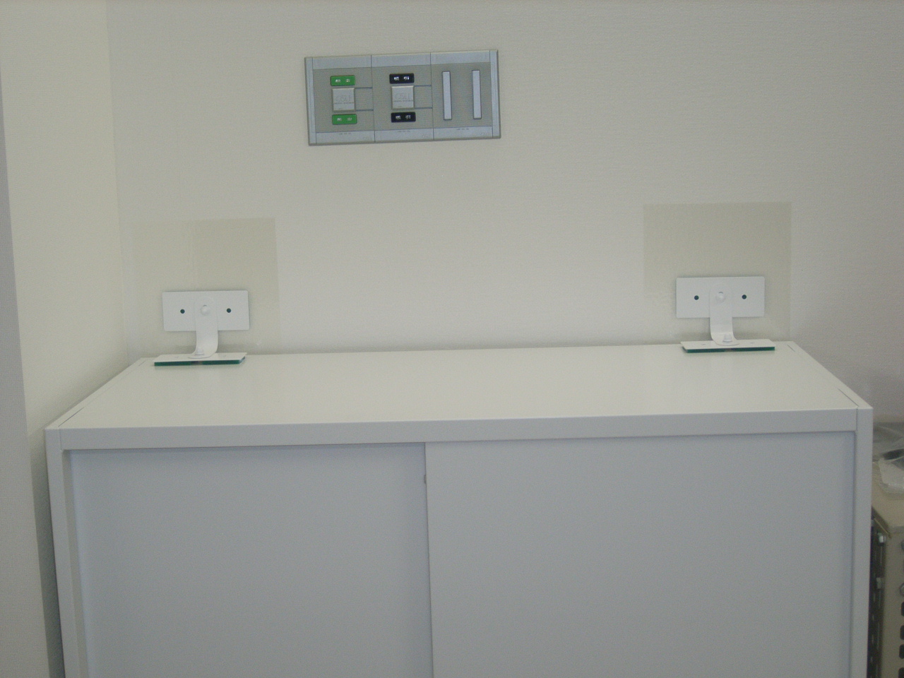 Case study at Clinic [Wall-mounted] - Proseven Co., Ltd.