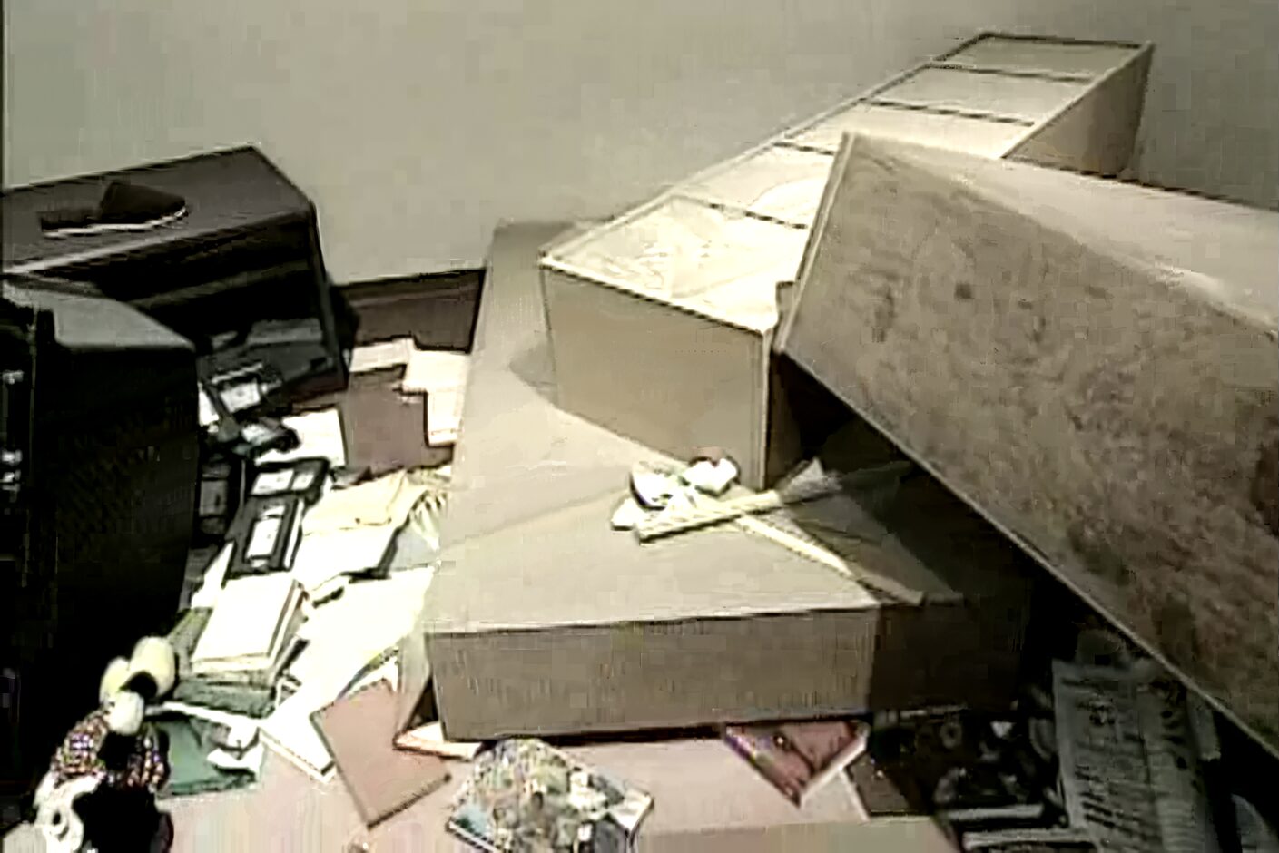 Example of earthquake-proof pads installation at home - Proseven Co., Ltd.